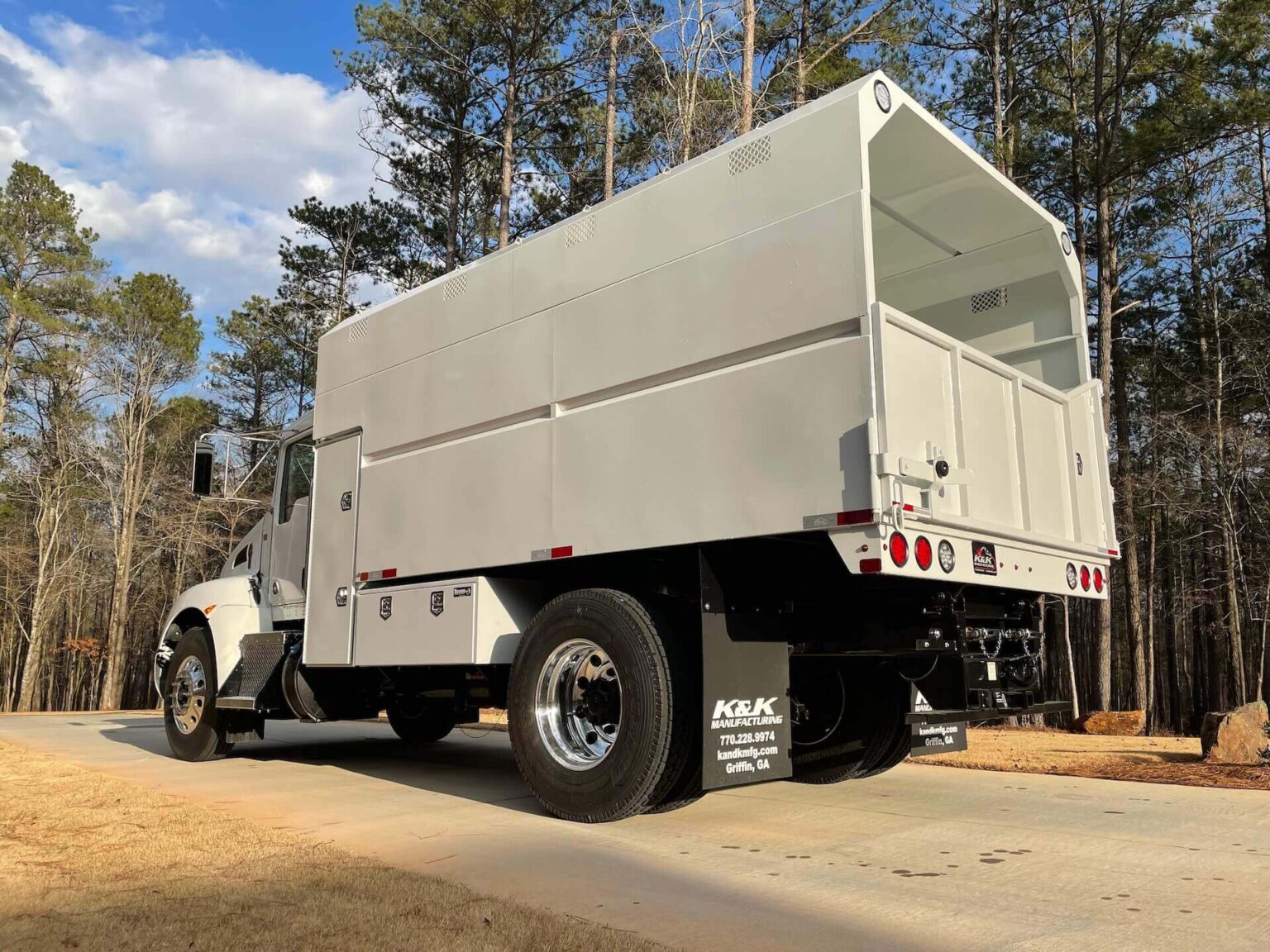 Why a Chipper Dump Body Is Essential for Heavy-Duty Landscaping ...